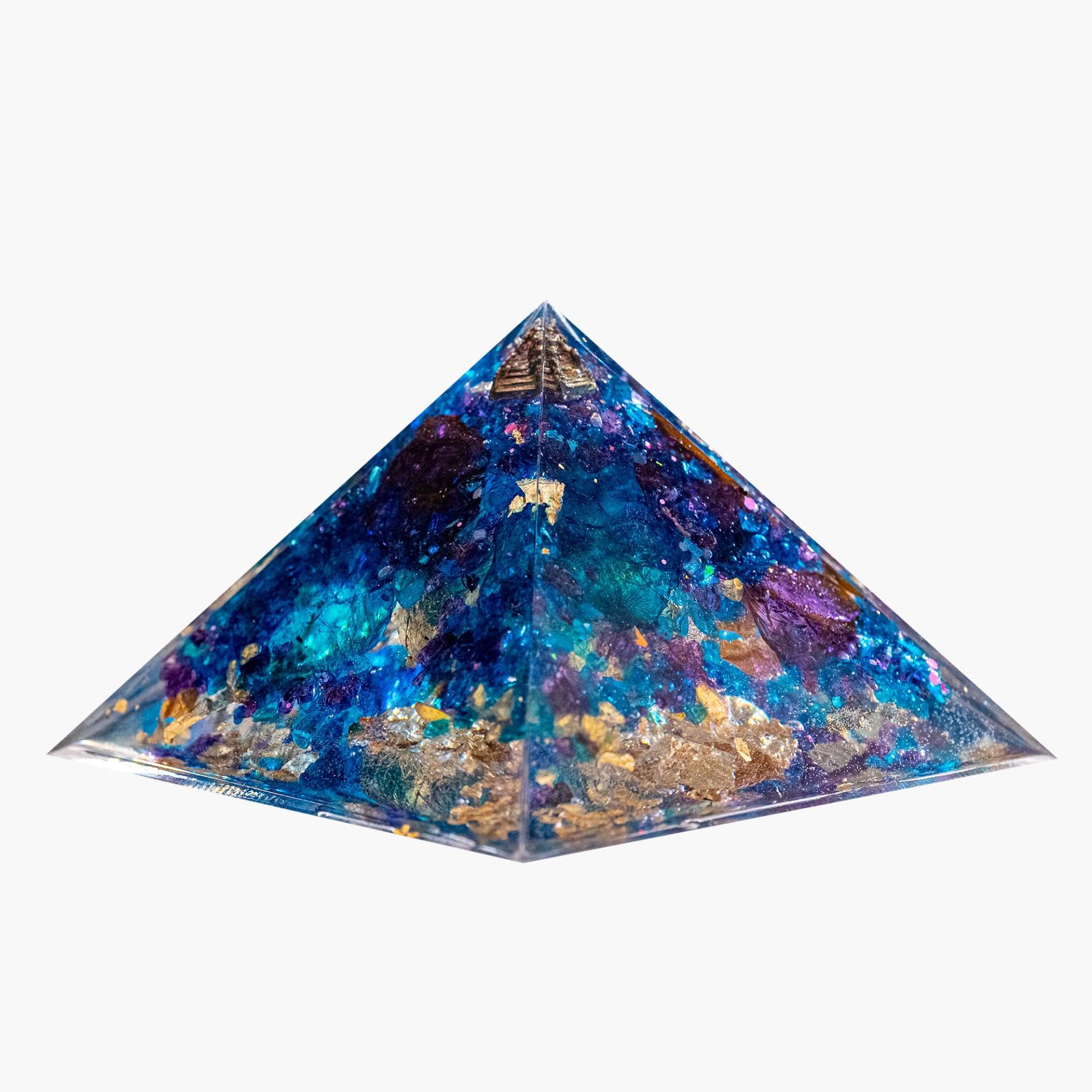 Orgonit Pyramiden mit kraftvoller Eigenschaft